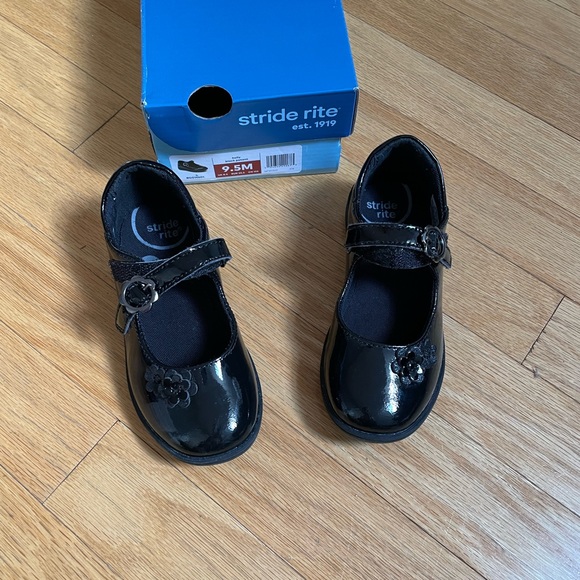 Stride Rite | Shoes | Stride Rite Black Patent Leather Girls Holly Shoe ...